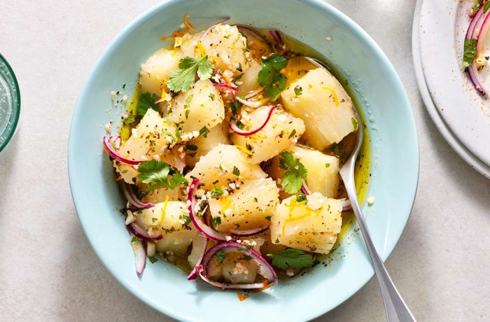 Receta de yuca al mojo cribeña: Guarnición fácil y sabrosa para 4 ...